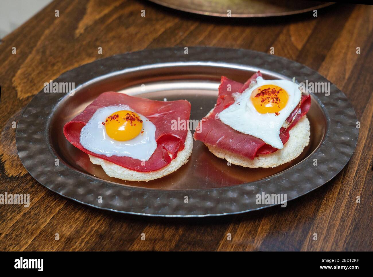 Mayrig Armenian Restaurant: Havgitov Basterma- Armenian Tonir bread ...