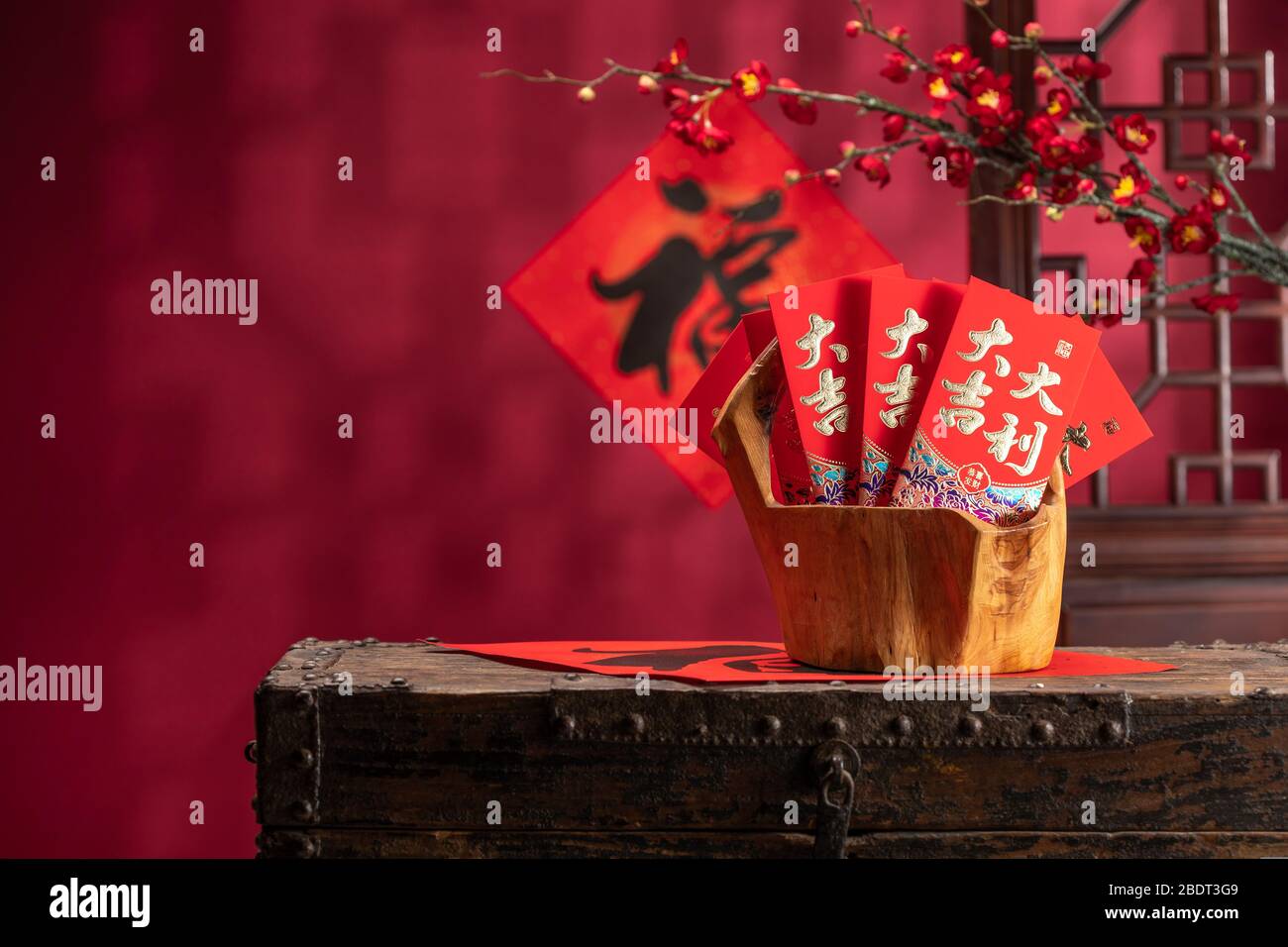 A red envelope Stock Photo - Alamy
