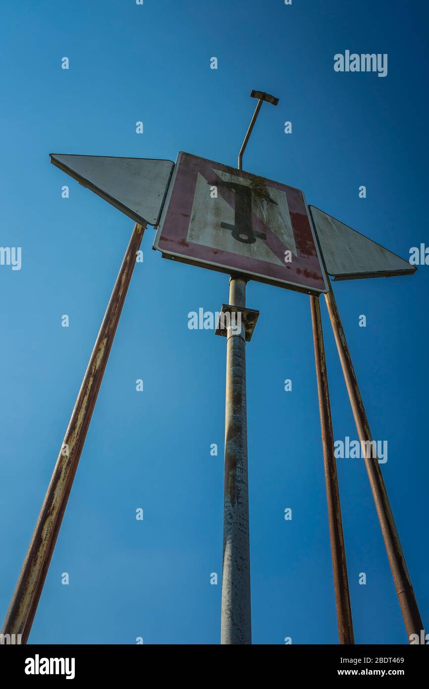 No mooring sign hi-res stock photography and images - Alamy