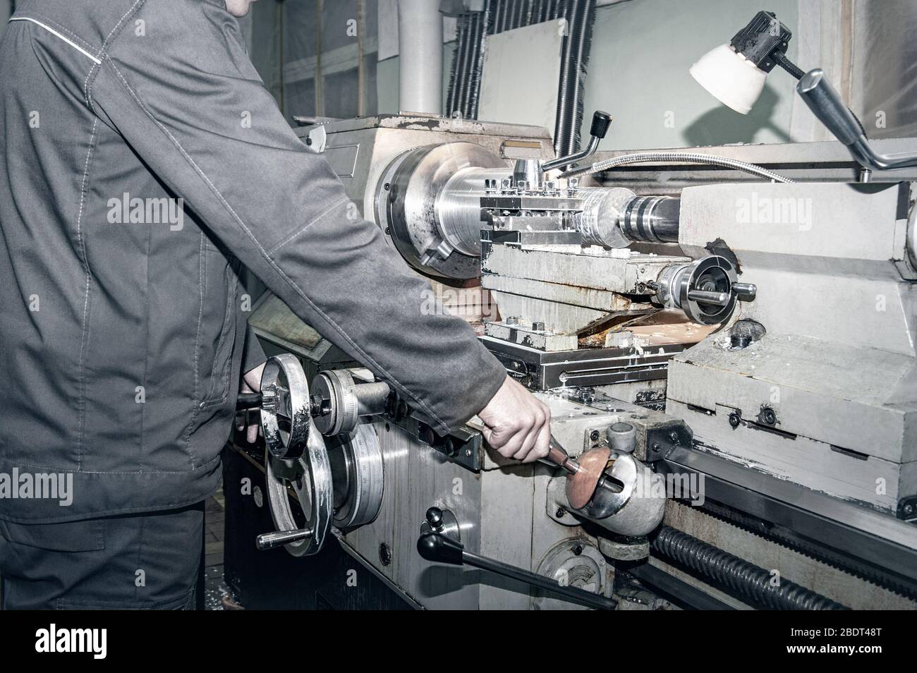 the old Metalworking machine, made in the middle of the last century ...