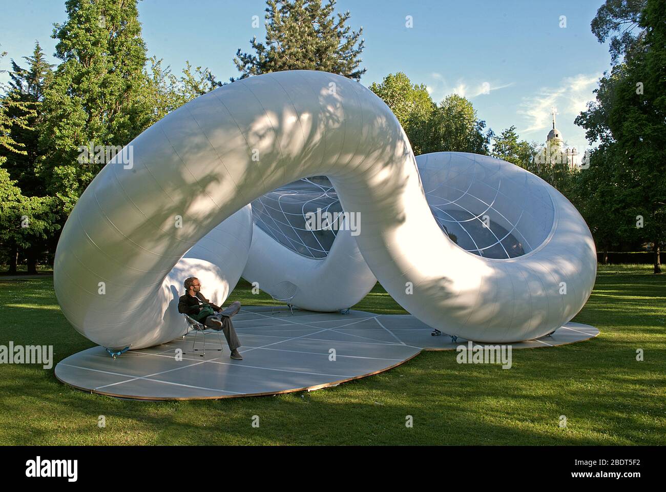 Triumph Pavilion Peace Pavilion, Museum Gardens, Cambridge Heath Road ...