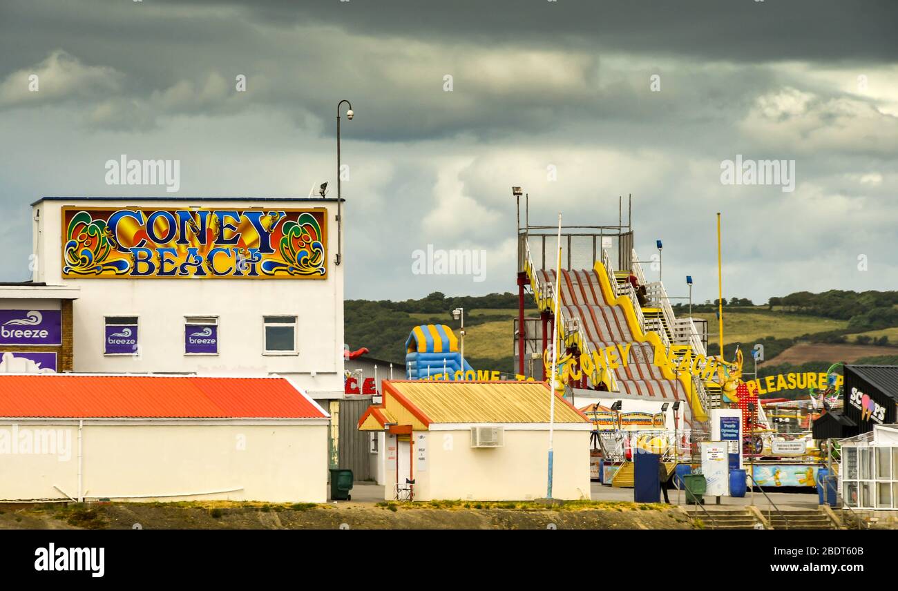 Coney beach funfair rides uk hi-res stock photography and images - Alamy