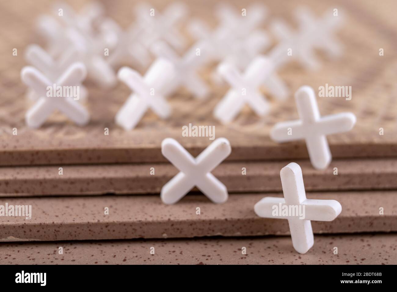 Industrial tiles and plastic crosses for tiling. Accessories for ...