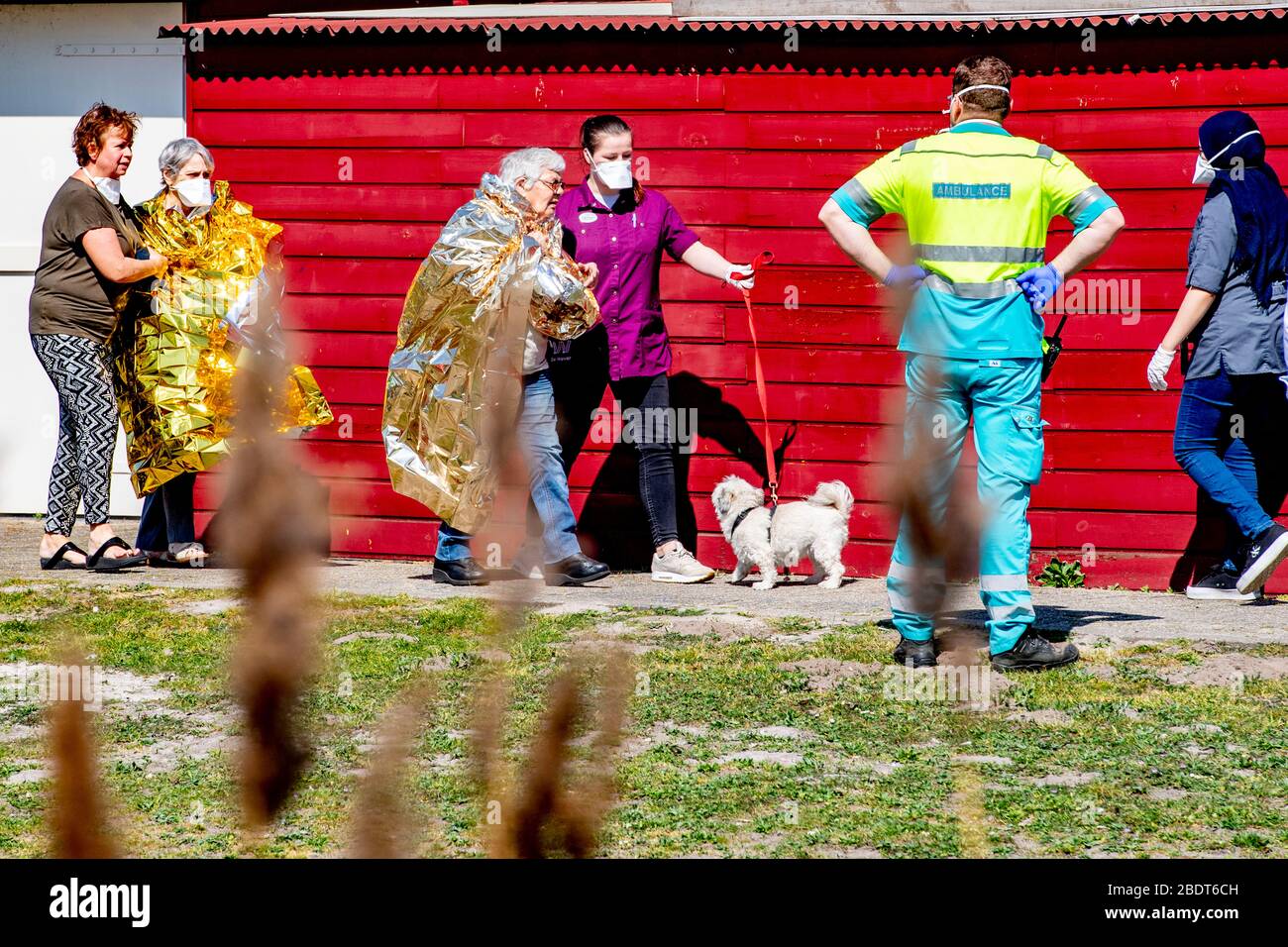 People being evacuated on fire hi-res stock photography and images - Alamy