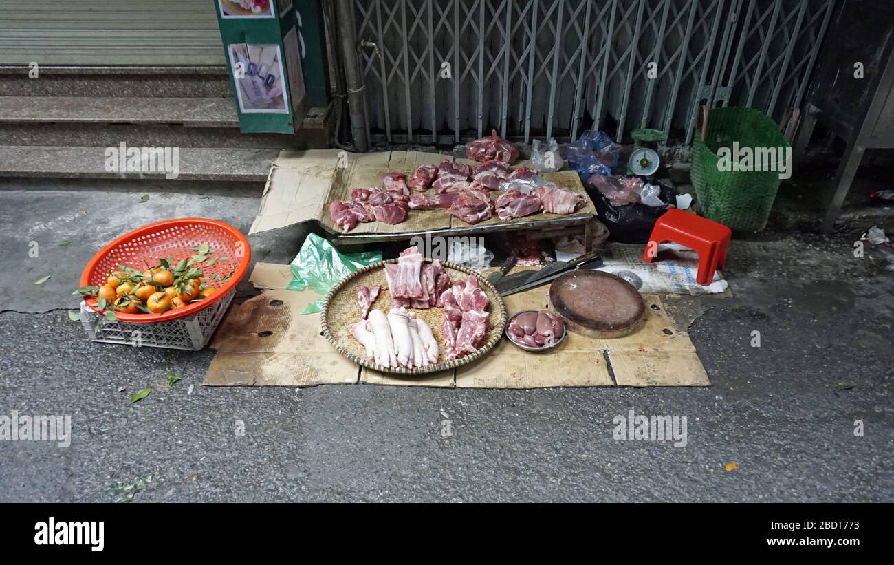 street market scene in hanoi in vietnam Stock Photo - Alamy
