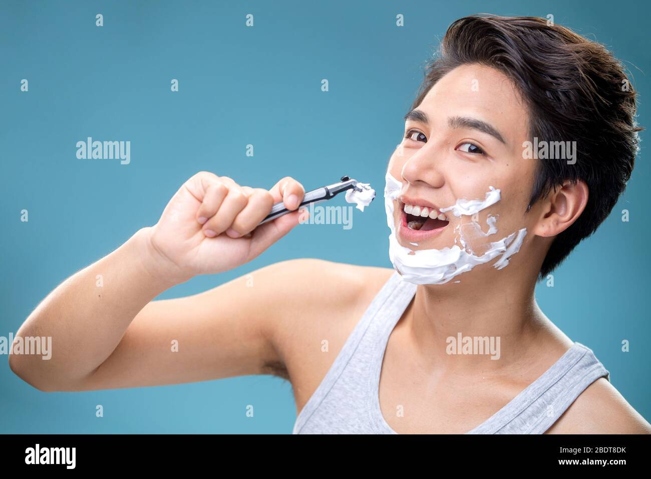 Indian head shave hi-res stock photography and images - Alamy