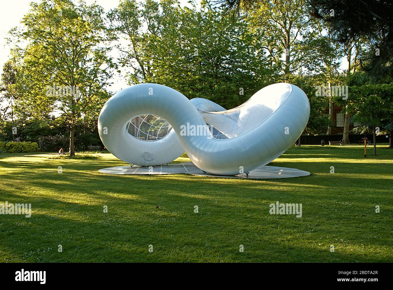 Triumph Pavilion Peace Pavilion, Museum Gardens, Cambridge Heath Road ...