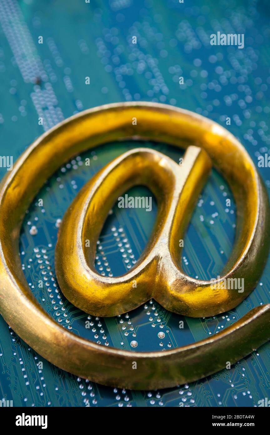 Arroba sign hi-res stock photography and images - Alamy