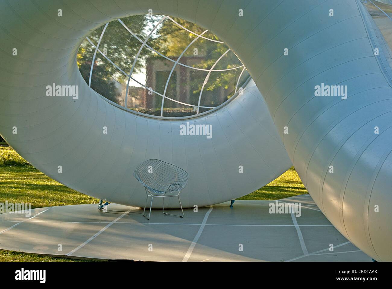 Triumph Pavilion Peace Pavilion, Museum Gardens, Cambridge Heath Road ...