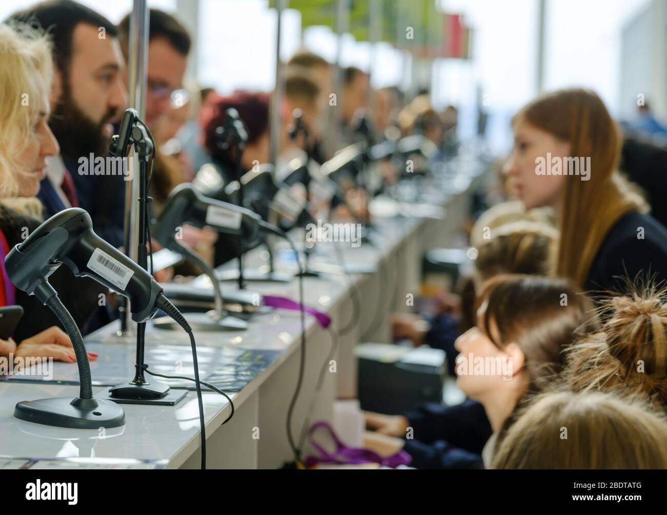 Conference registration desk hi-res stock photography and images - Alamy