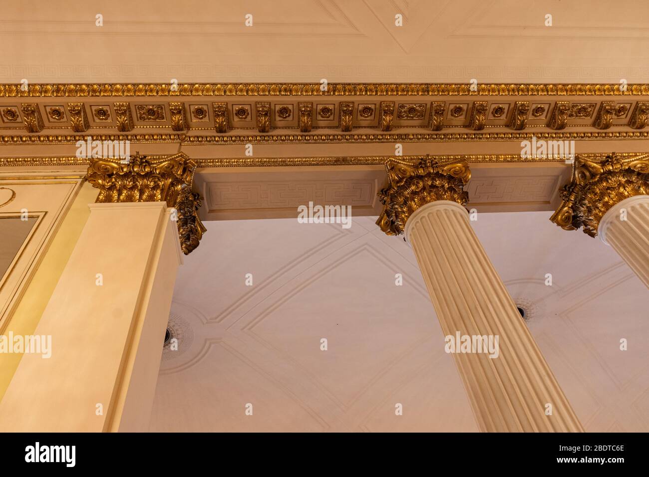 La scala milan interior view hi-res stock photography and images - Alamy