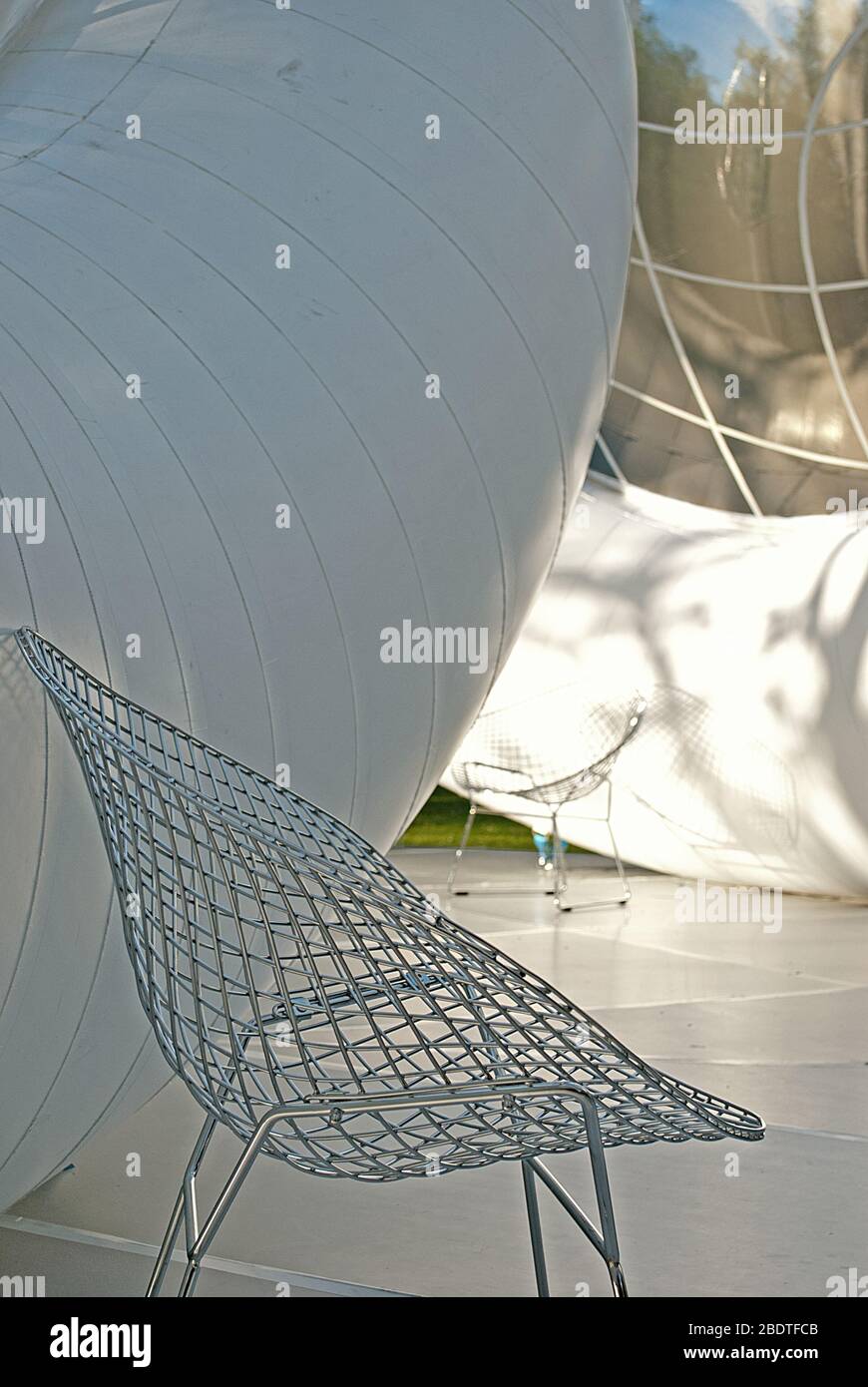 Triumph Pavilion Peace Pavilion, Museum Gardens, Cambridge Heath Road ...