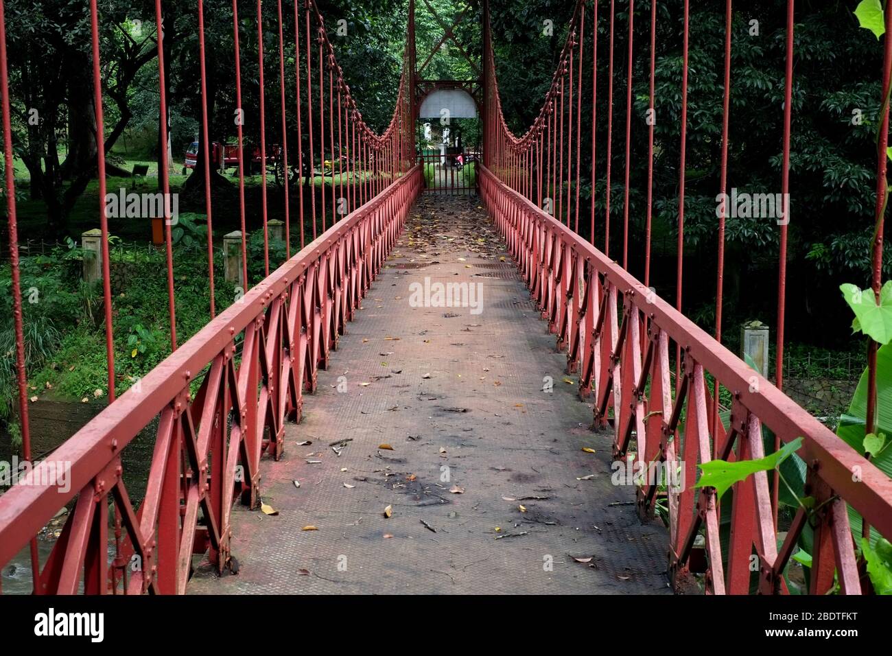 Empty bridge hi-res stock photography and images - Alamy
