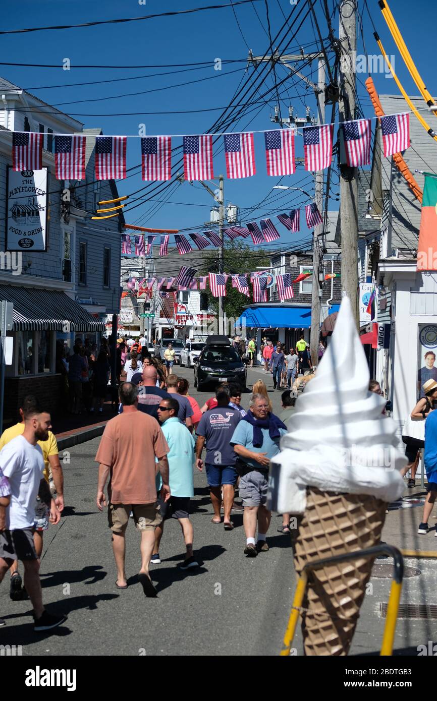 4th street in downtown hi-res stock photography and images - Alamy