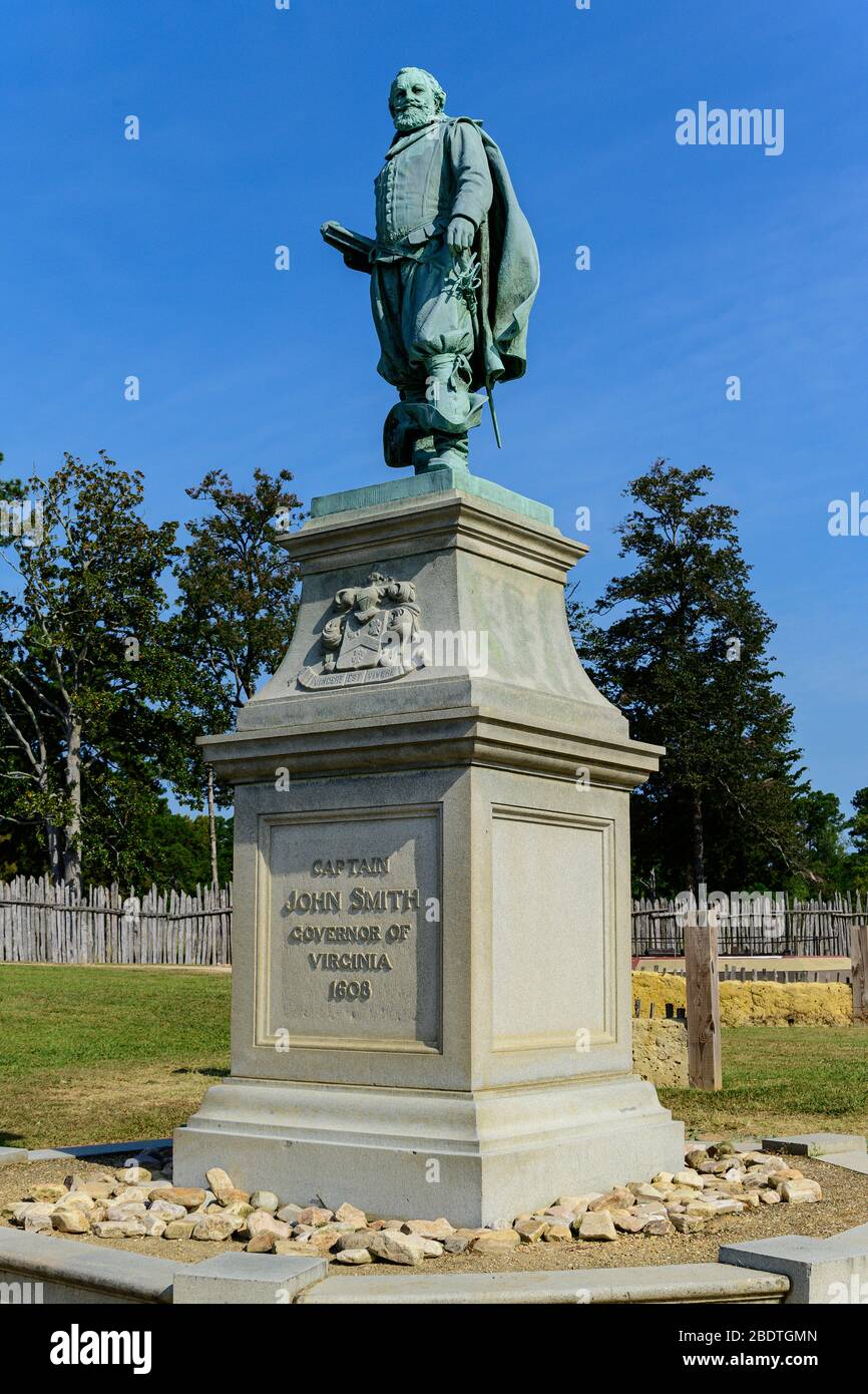 Statue of captain john smith hi-res stock photography and images - Alamy