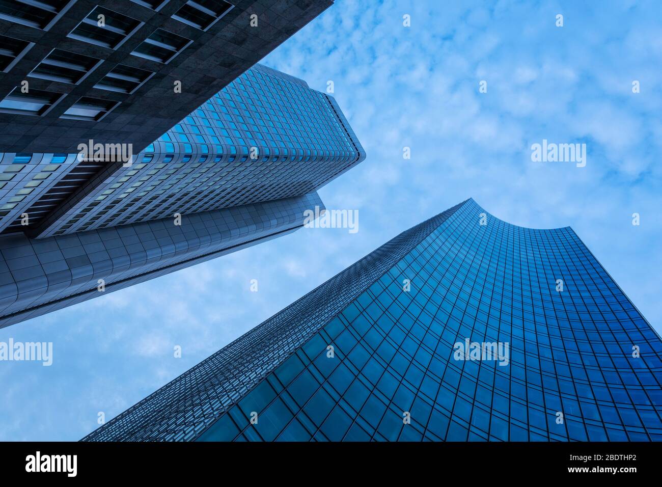 Skyper skyscraper hi-res stock photography and images - Alamy