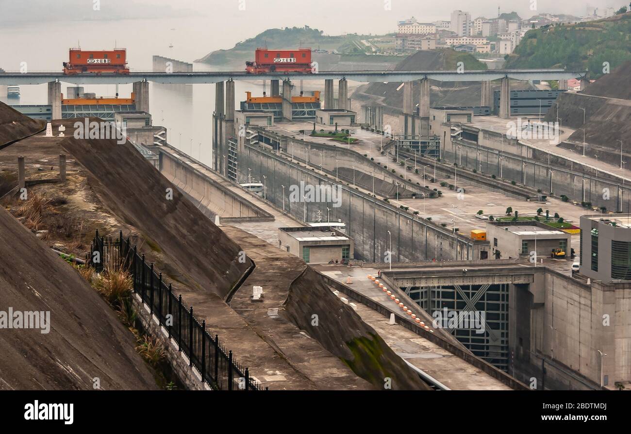 Three Gorges Dam, China - May 6, 2010: Yangtze River. Foggy morning ...