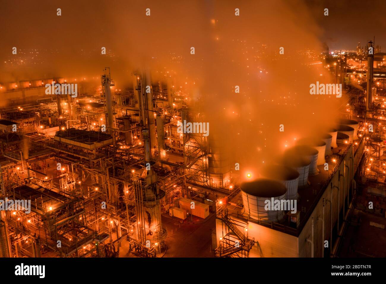 Refinery steam hi-res stock photography and images - Alamy