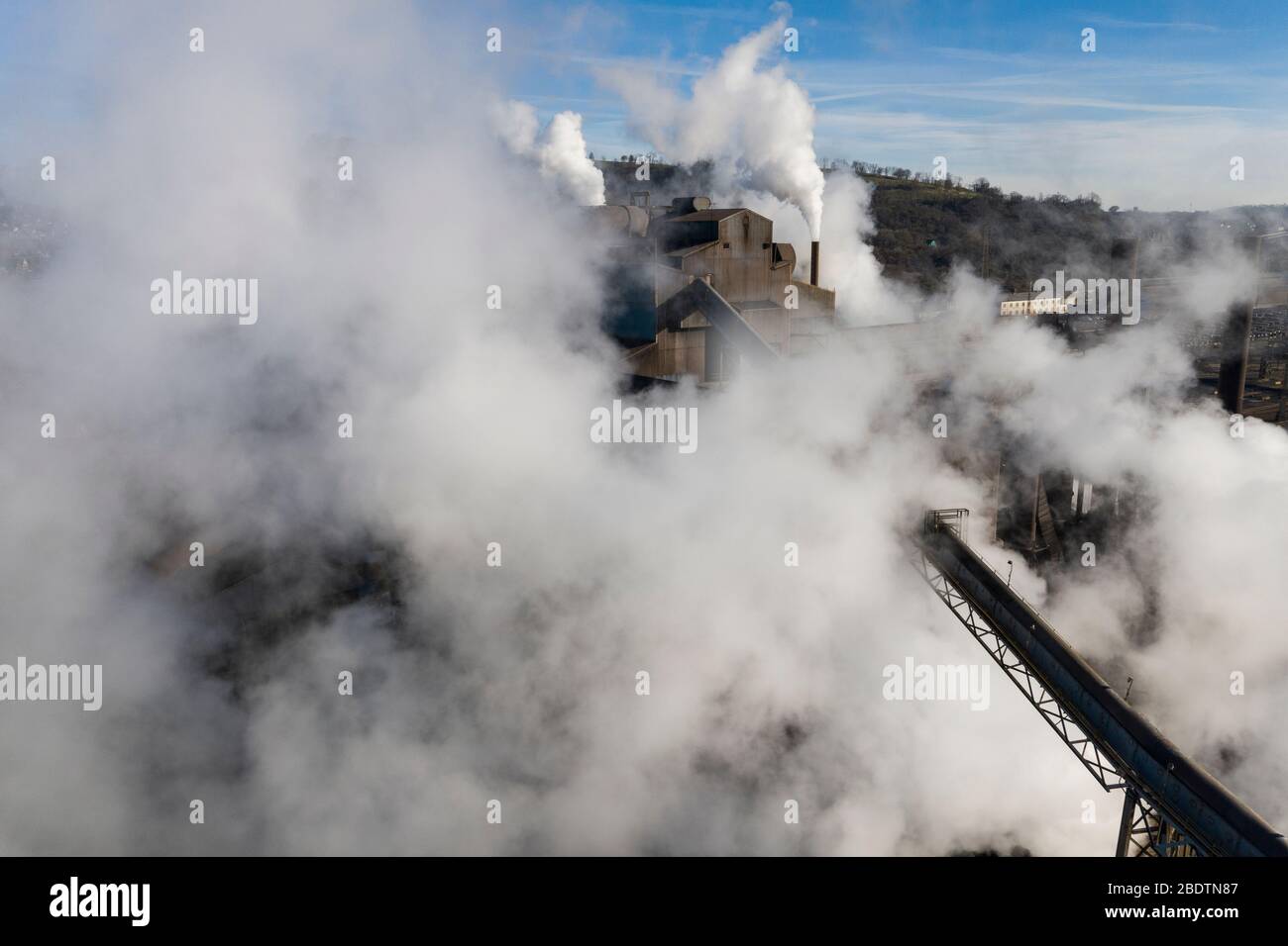 Steam pumps hi-res stock photography and images - Alamy