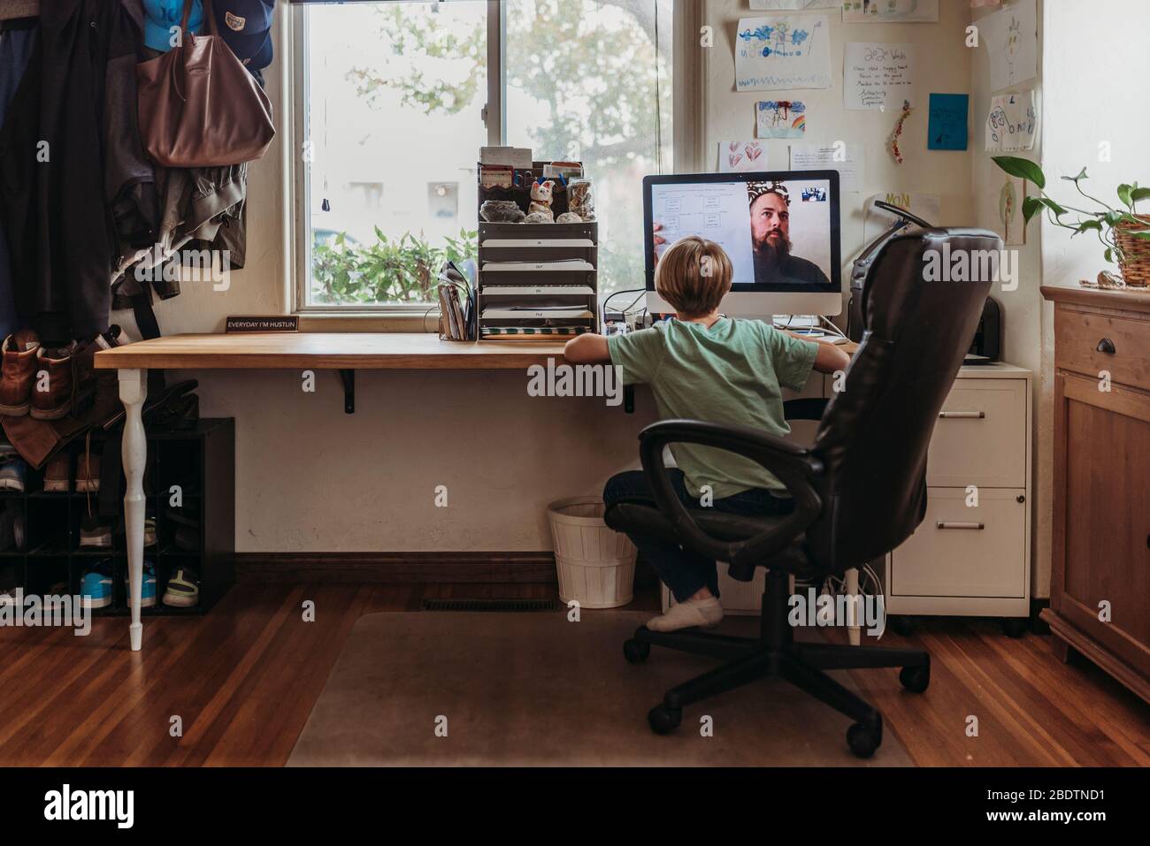 Teacher remote classroom hi-res stock photography and images - Alamy