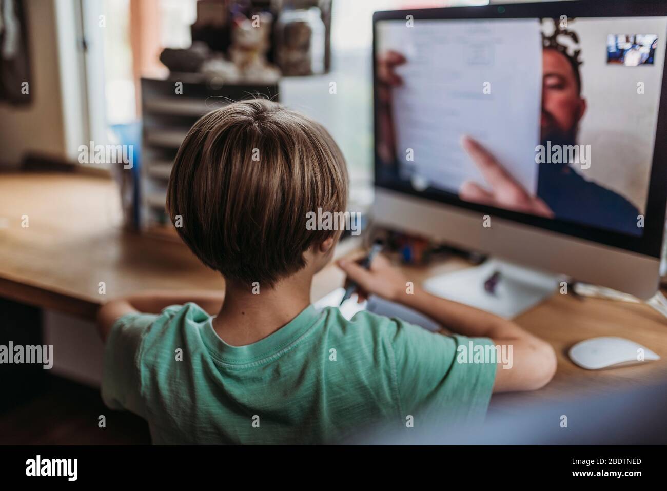 Teacher and student learning over computer classes during isolation ...