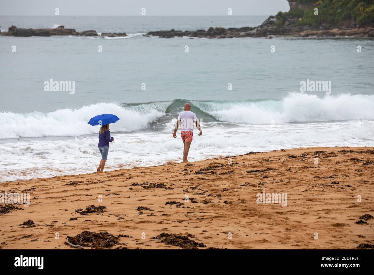 Rain falling on ocean waves hi-res stock photography and images - Alamy