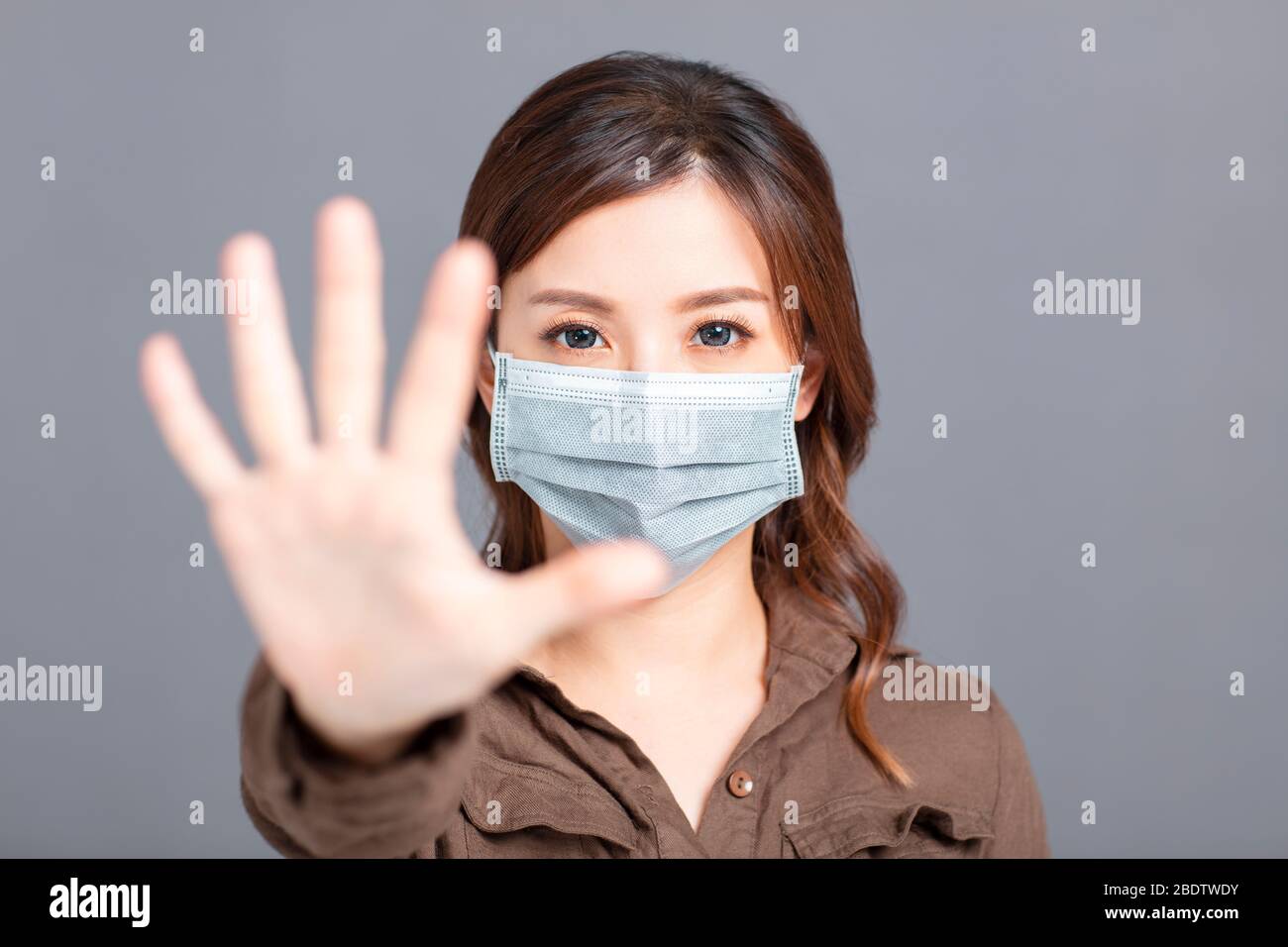 Woman no face hi-res stock photography and images - Alamy