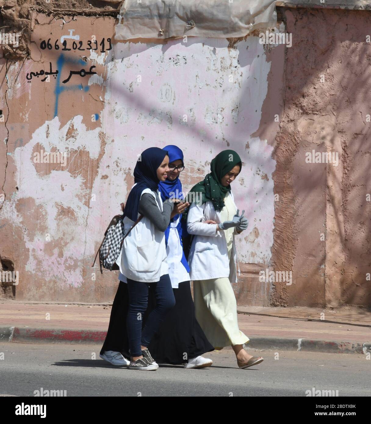 Aghmat, Morocco. 2nd Mar, 2020. Children return to school after lunch ...