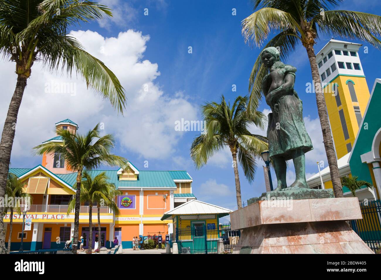 Bahamian woman hi-res stock photography and images - Alamy