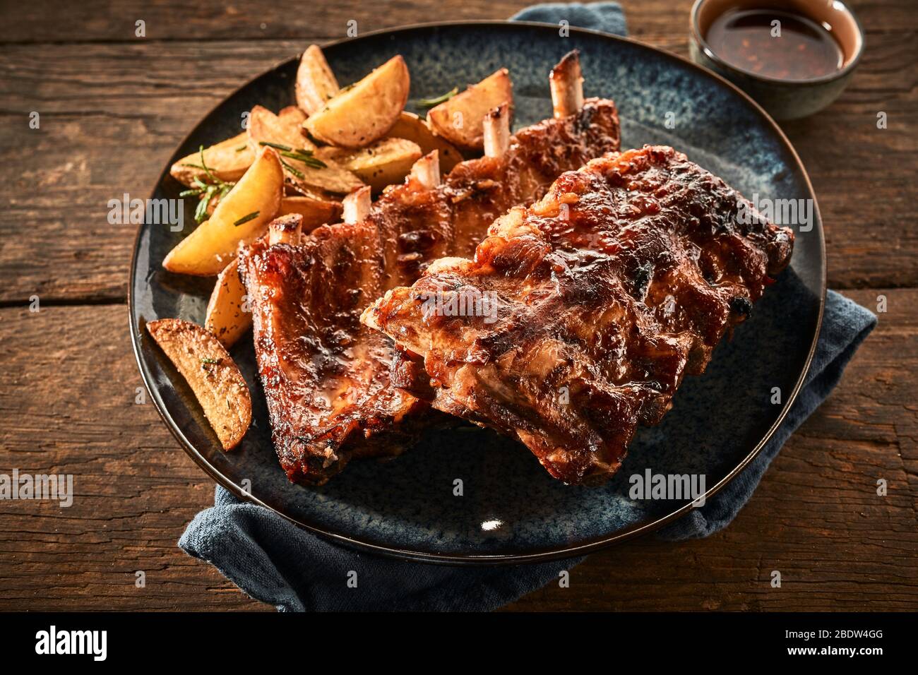 Timber table top hi-res stock photography and images - Alamy