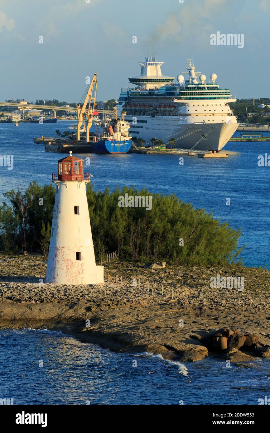 Paradise island lighthouse nassau bahamas hi-res stock photography and ...