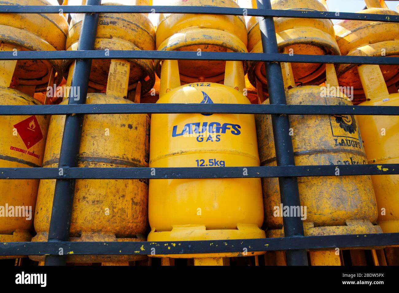 Truck gas cylinders hi-res stock photography and images - Alamy