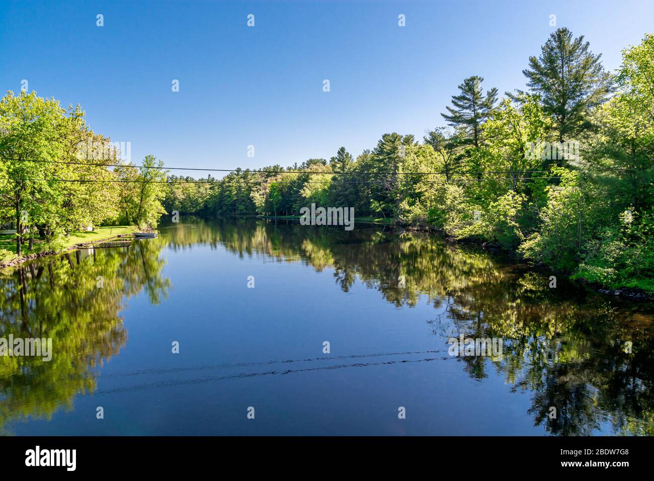 Canadian Cottage country Scene in summer Stock Photo - Alamy