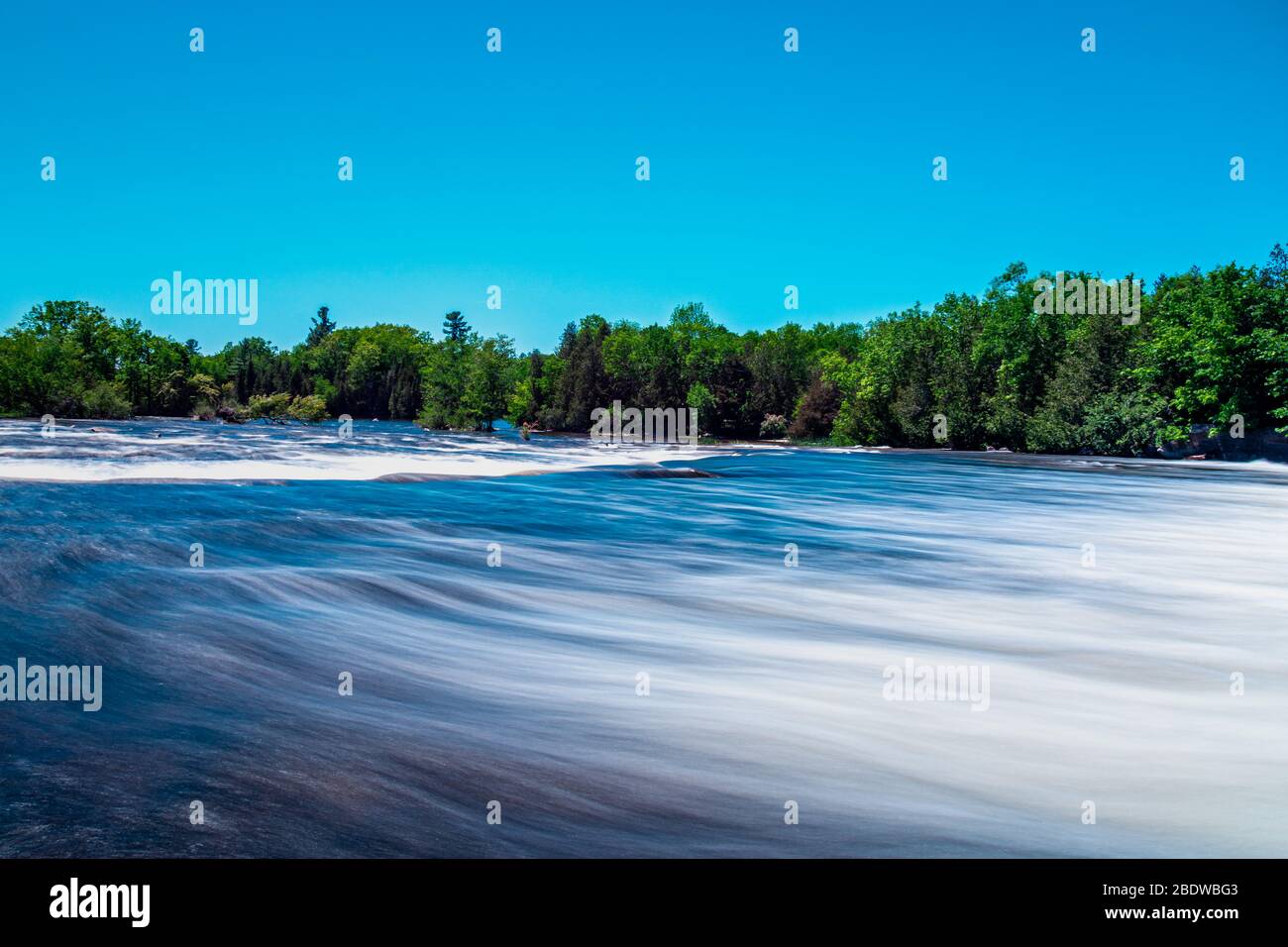 Canadian Cottage country Scene in summer Stock Photo - Alamy