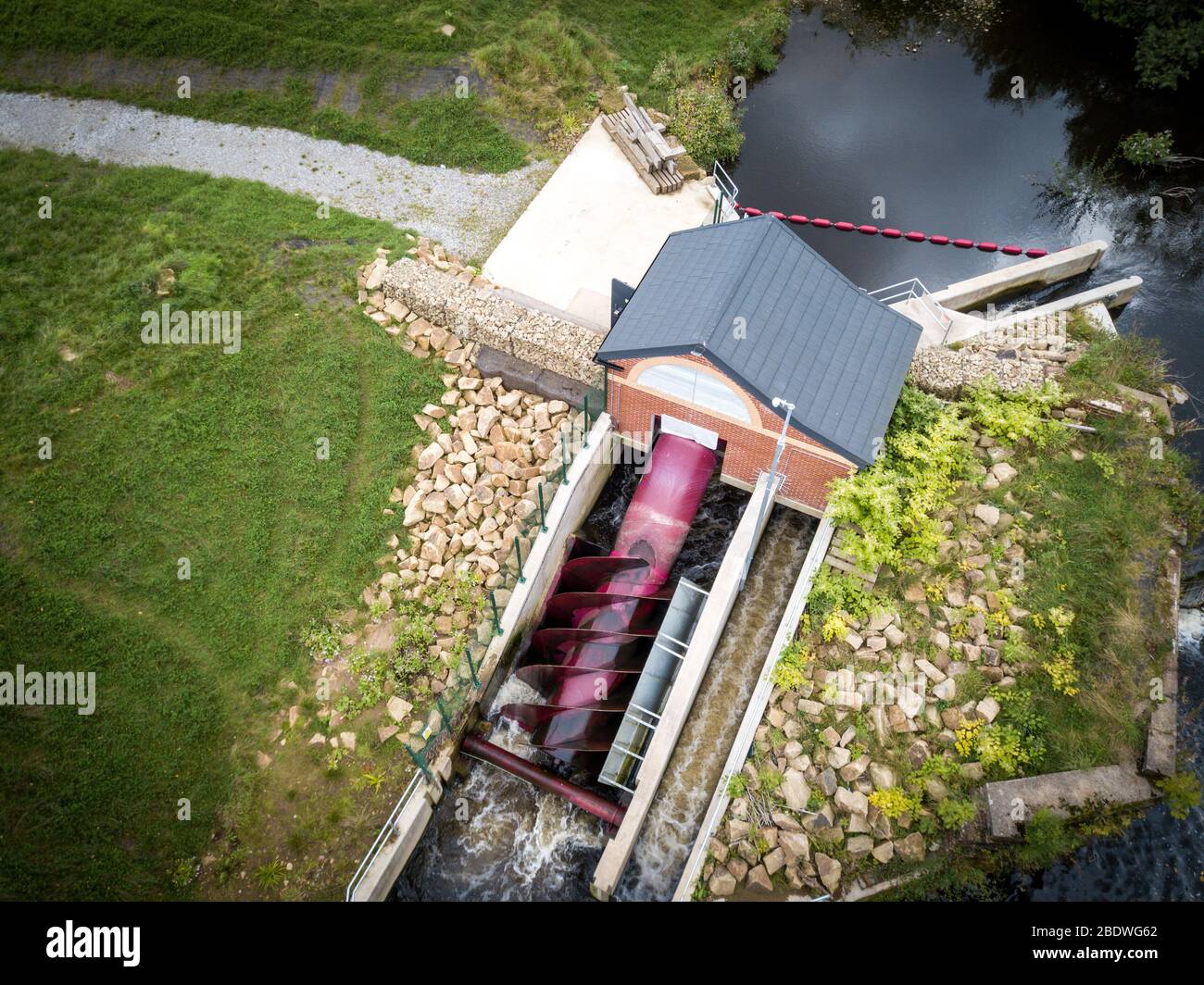 Archimedes screw hi-res stock photography and images - Alamy
