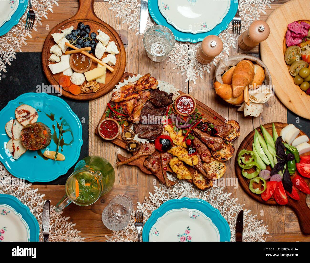 traditional kebab set top view Stock Photo - Alamy
