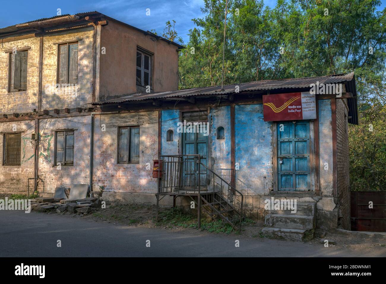 10 Mar 20116 Vintage Old house Yadogopalpath sub Post office Satara ...