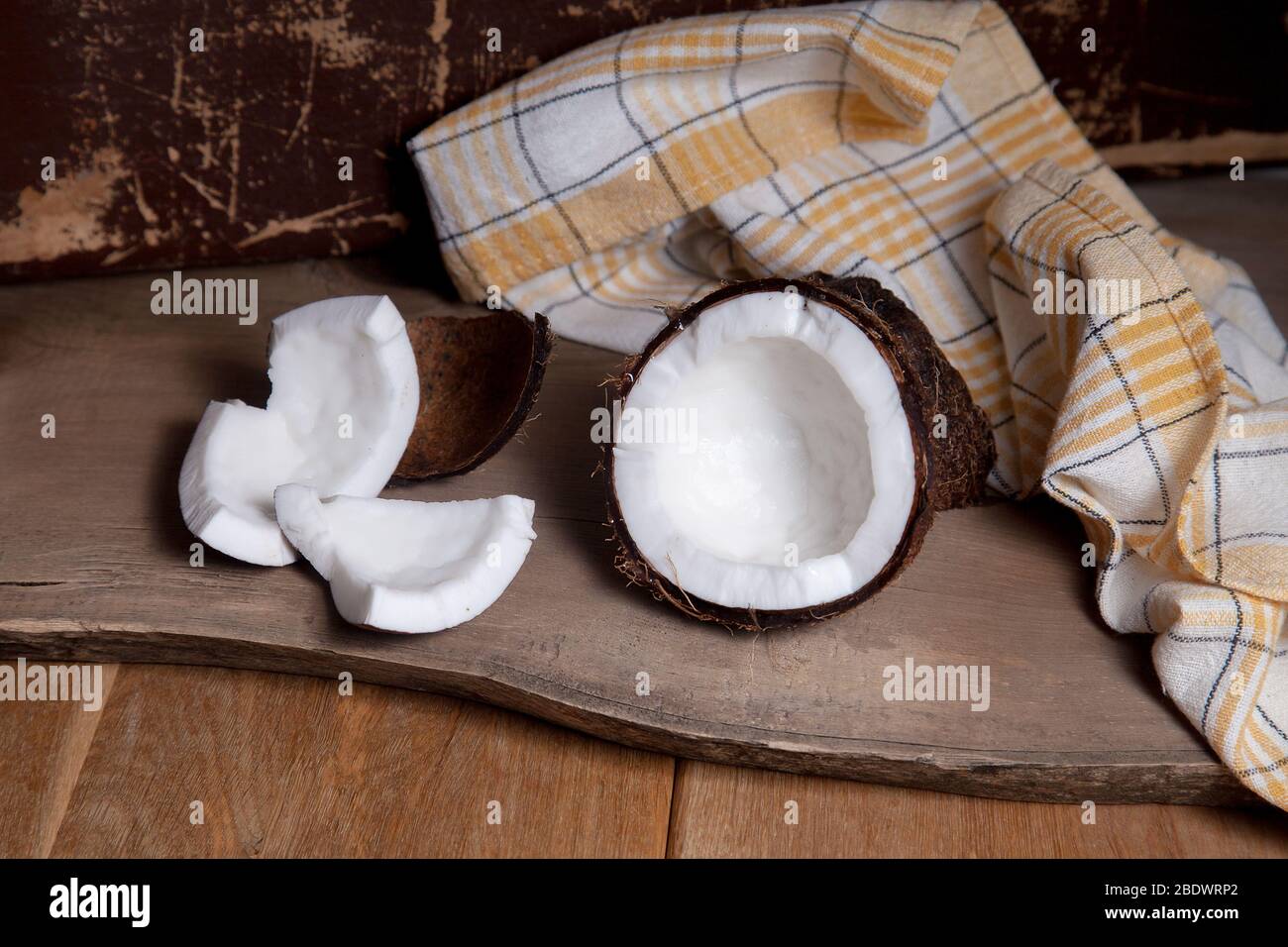 Shell nut coconut hi-res stock photography and images - Alamy