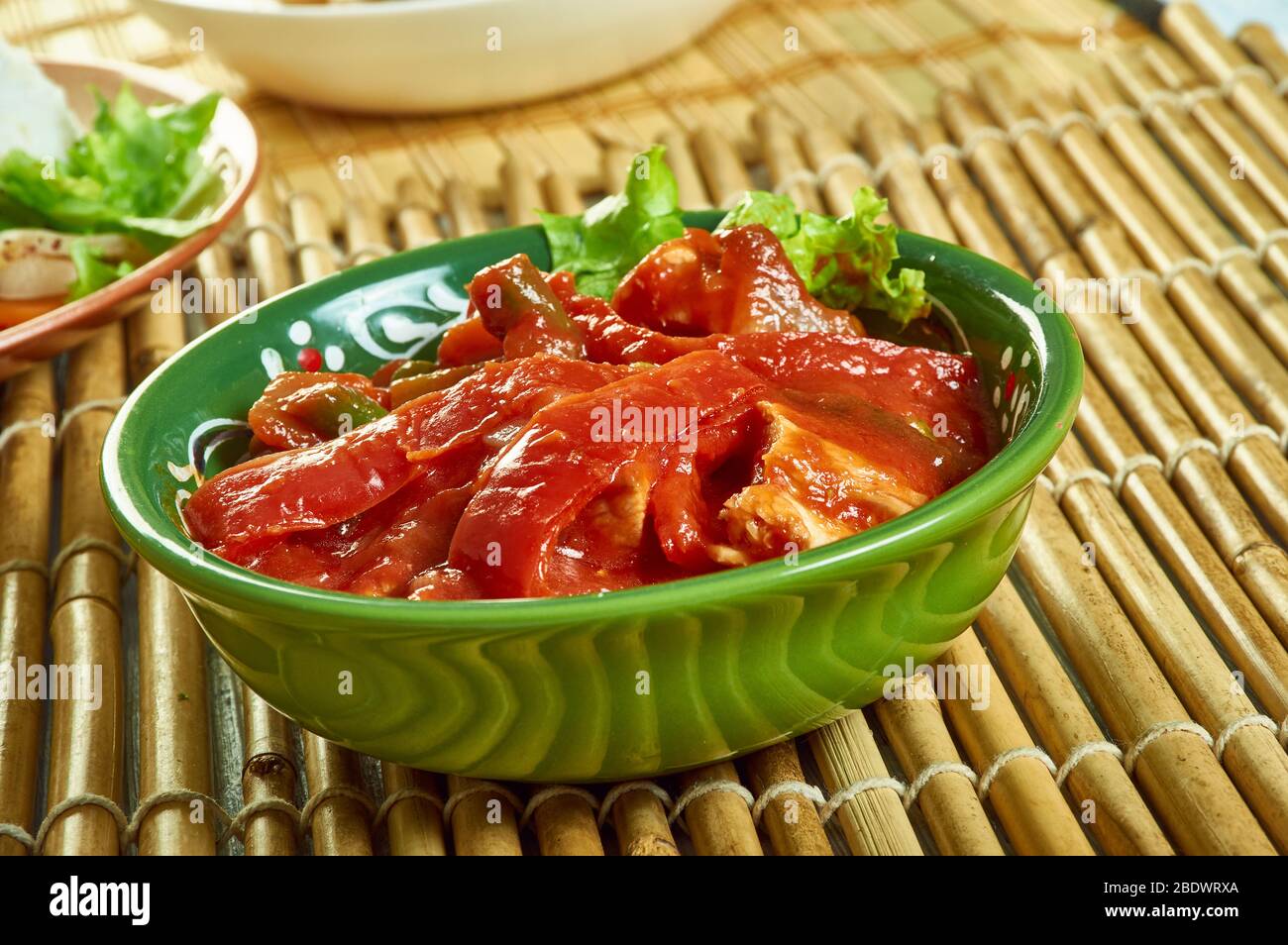 Chicken Xacuti delicious Goan chicken curry that exudes an aromatic ...