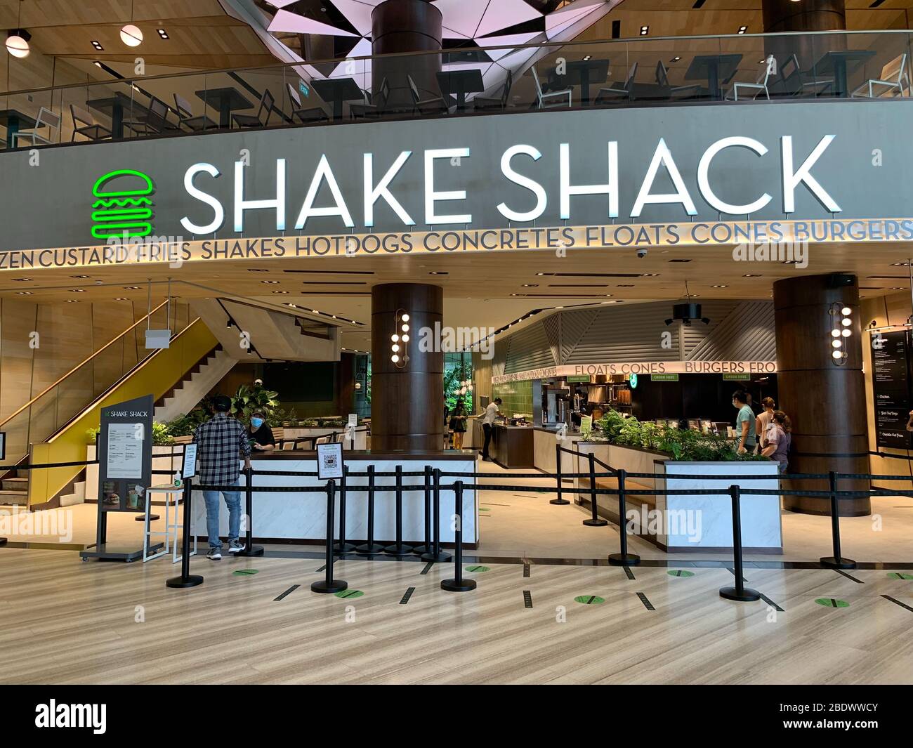 Shake shack singapore hi-res stock photography and images - Alamy
