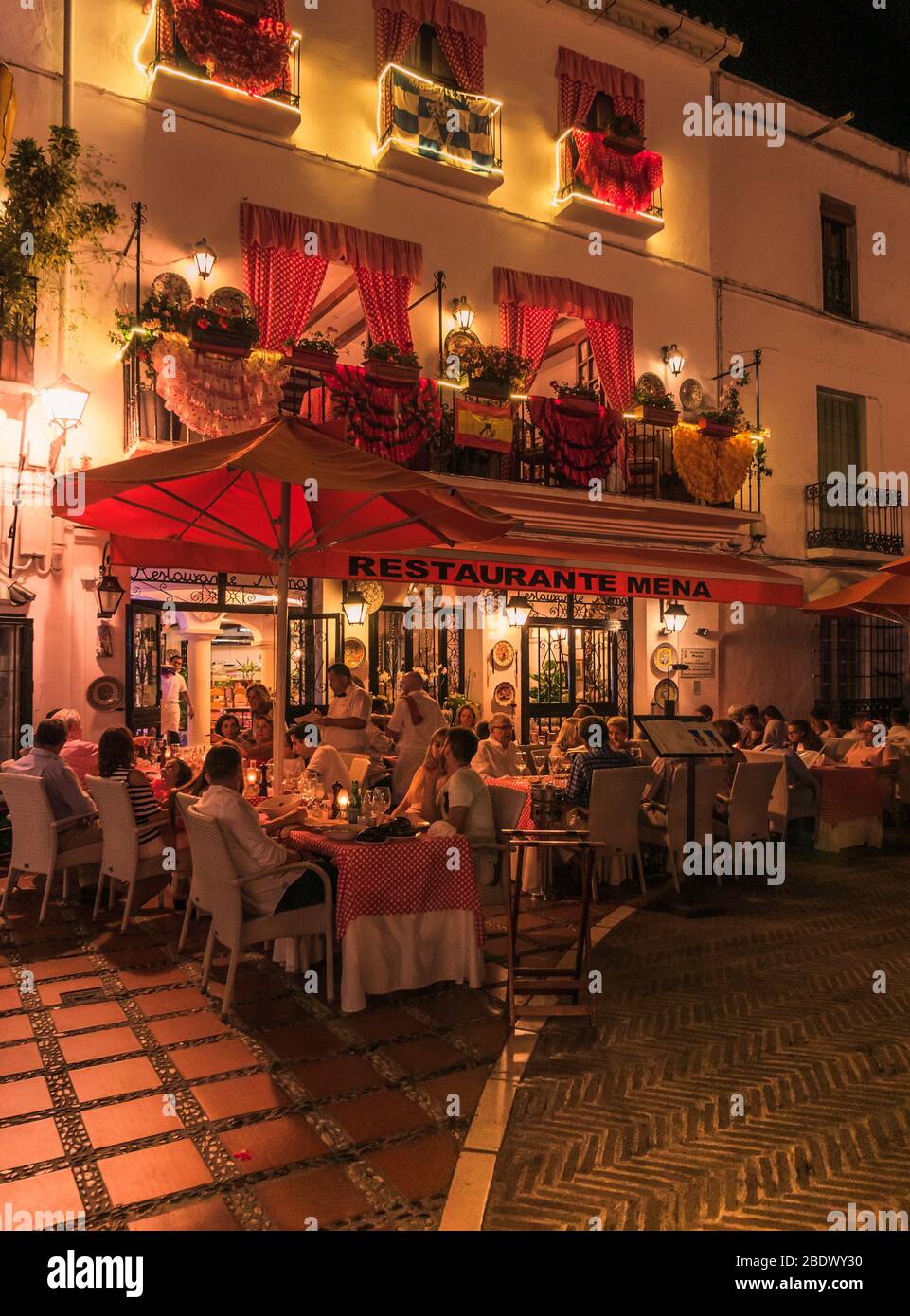Spain eating outside hi-res stock photography and images - Alamy