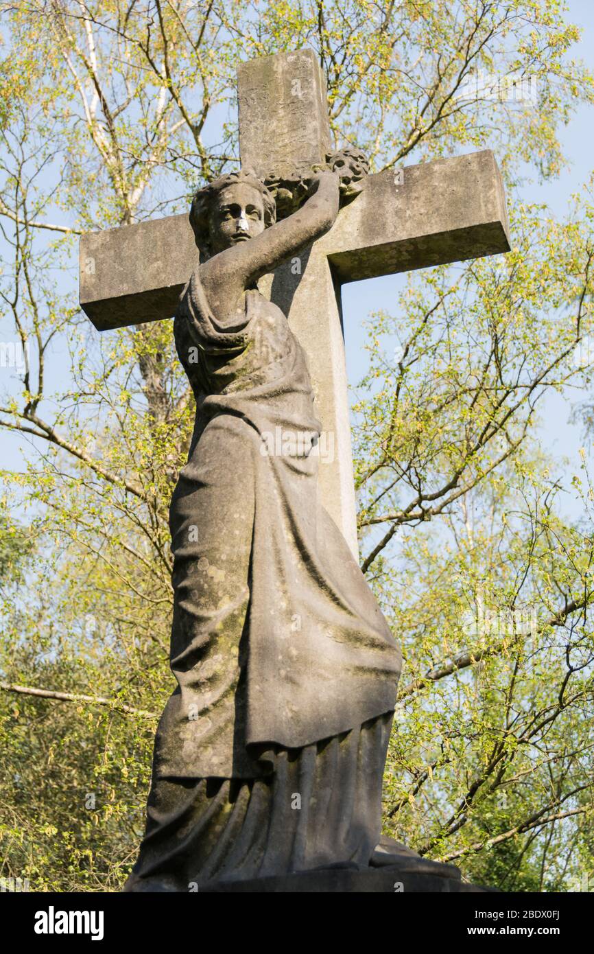 Christian cross vertical hi-res stock photography and images - Alamy