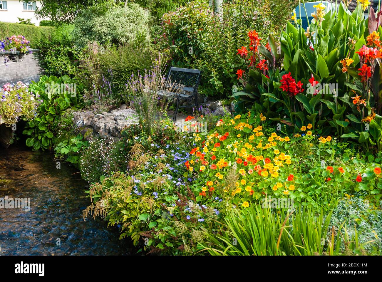 Britain in Bloom Gold Competition Winners Stock Photo - Alamy
