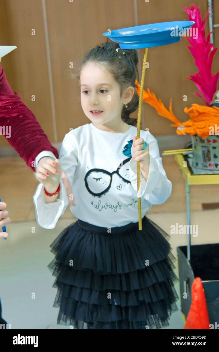 Fun with Spinning Plates .balancing a spinning plate. Kids learning how ...