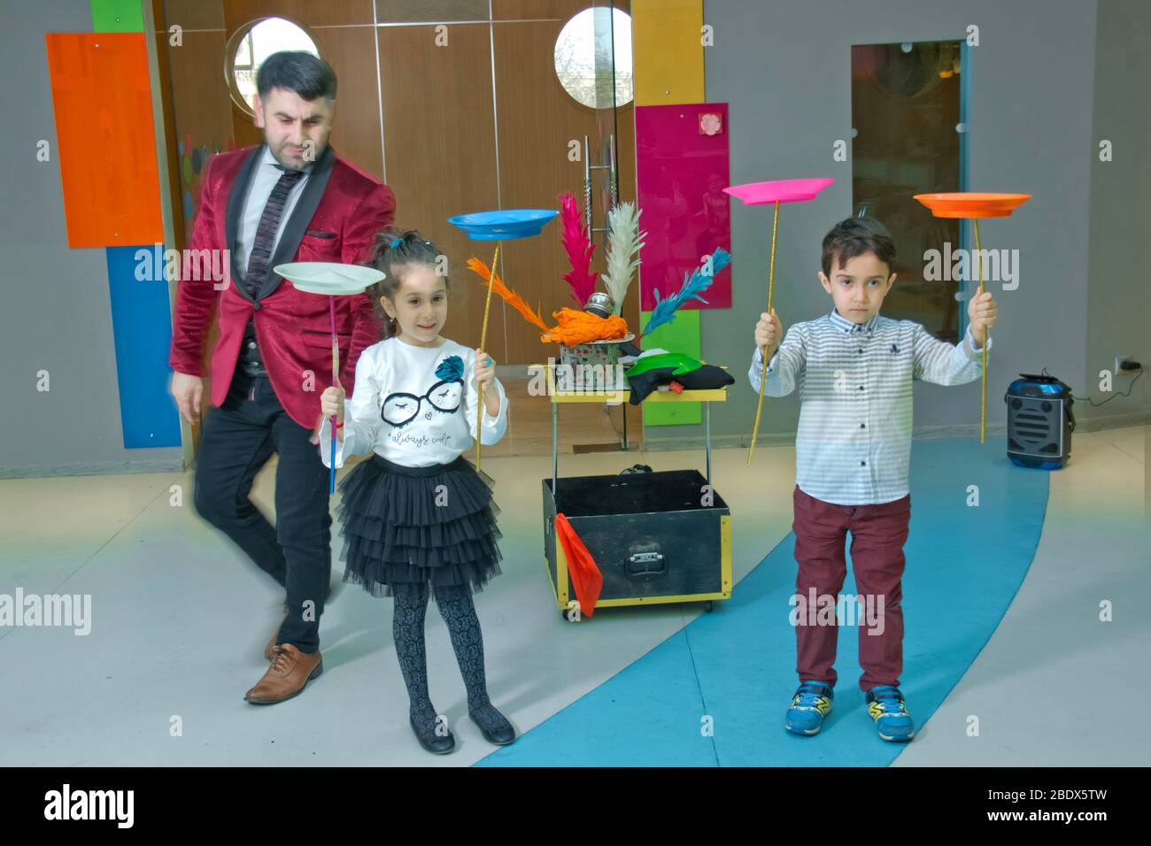 Fun with Spinning Plates .balancing a spinning plate. Kids learning how ...