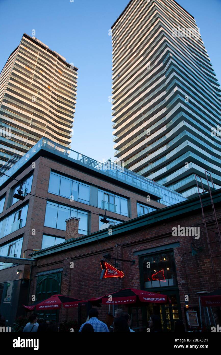 Distillery district toronto set hi-res stock photography and images - Alamy