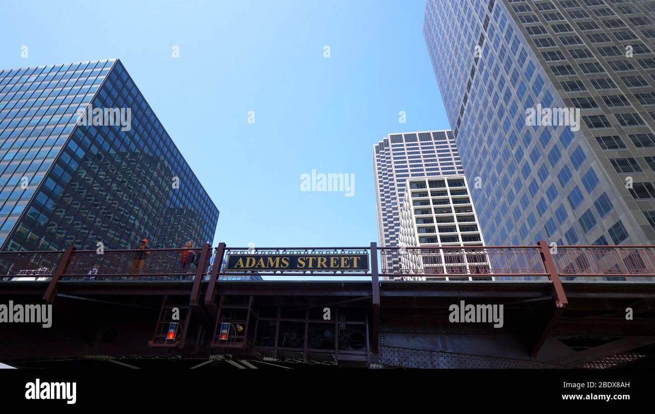 Adams Street in Chicago - CHICAGO. UNITED STATES - JUNE 11, 2019 Stock ...