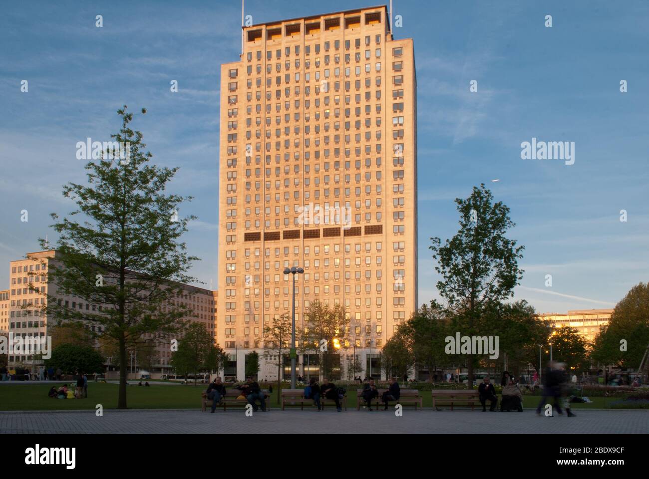 Oil tower and 1950's hi-res stock photography and images - Alamy