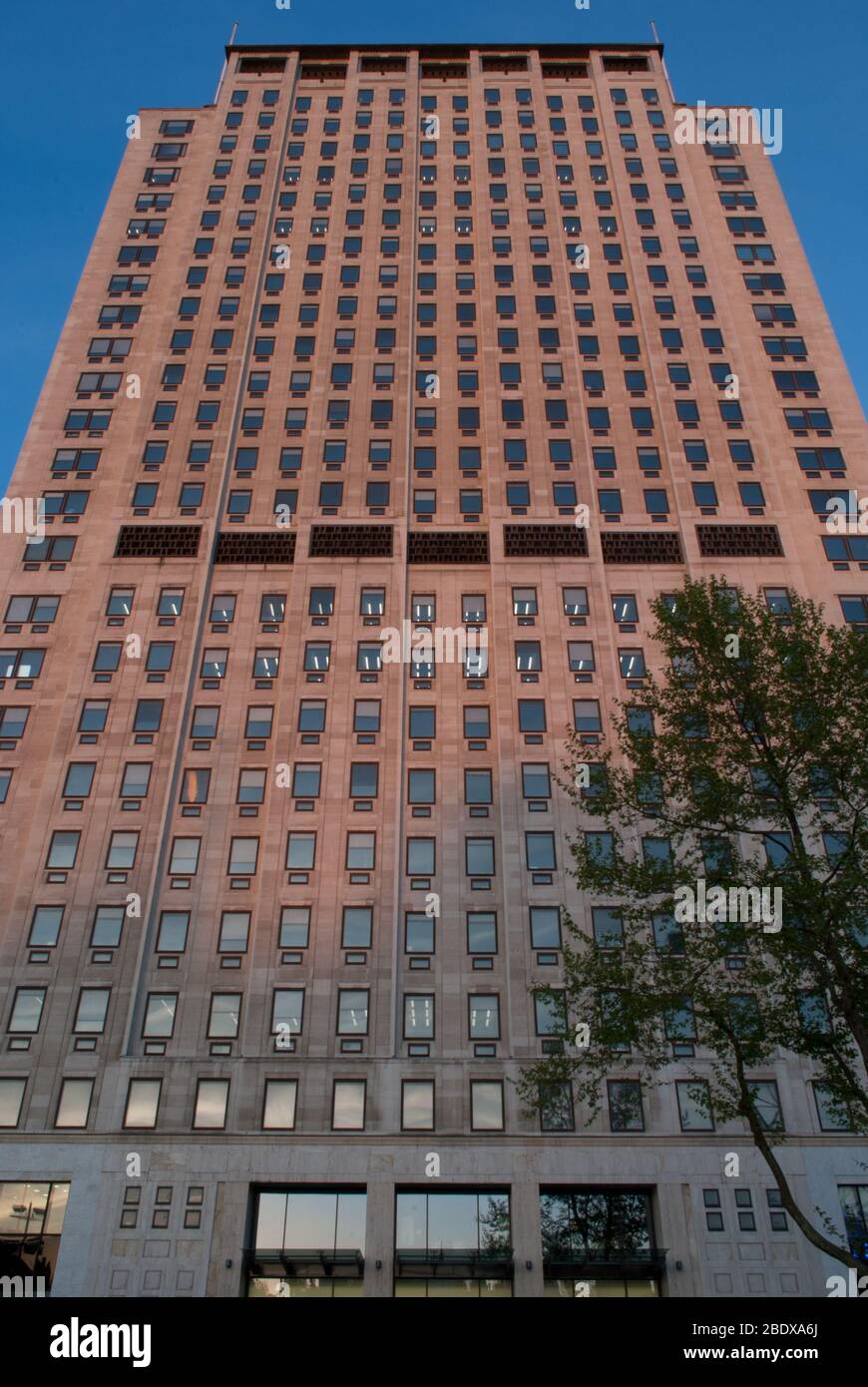 Oil tower and 1950's hi-res stock photography and images - Alamy