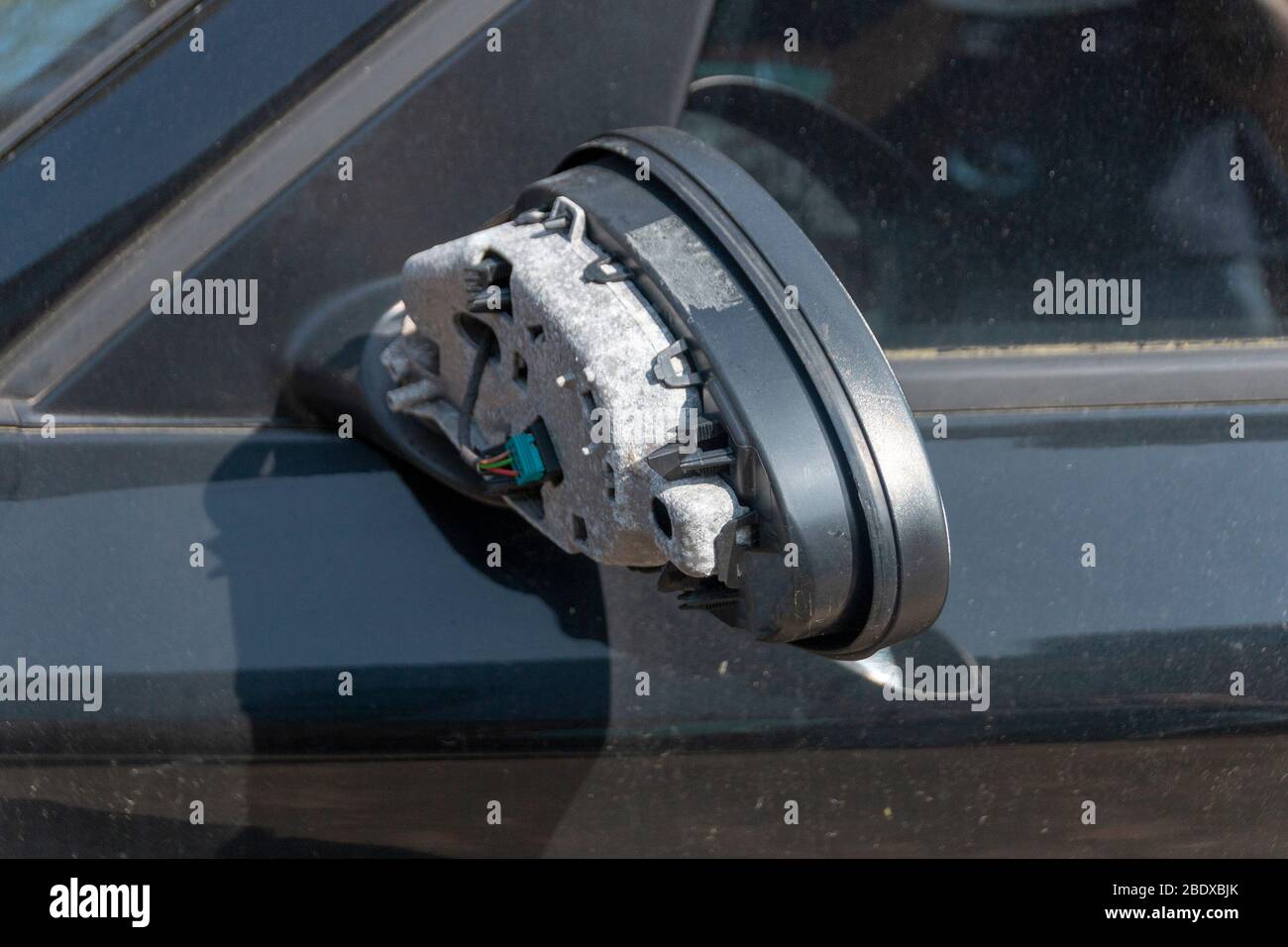 Mirrow surface hi-res stock photography and images - Alamy